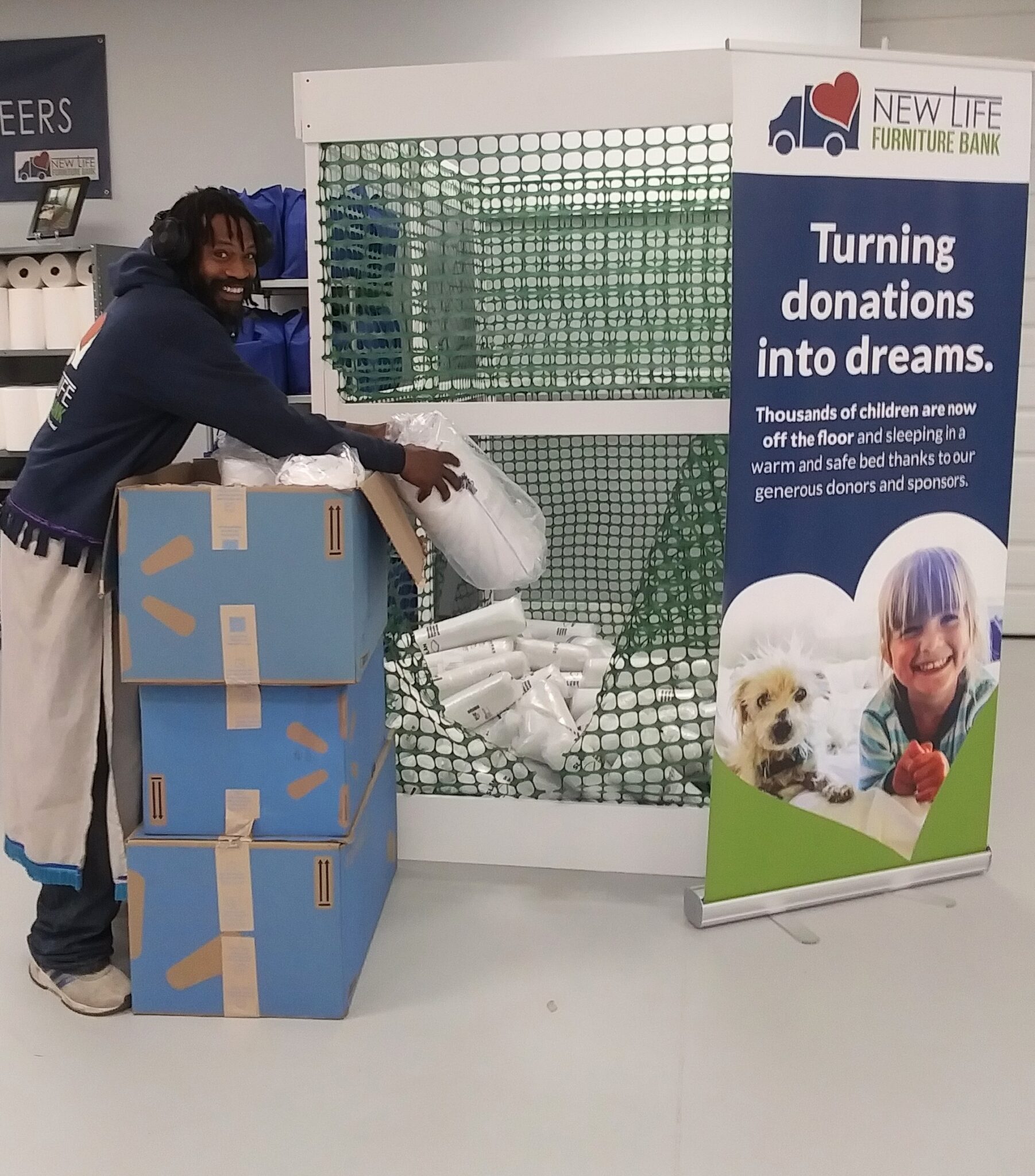 Furniture Donation Pick Up - New Life Furniture Bank